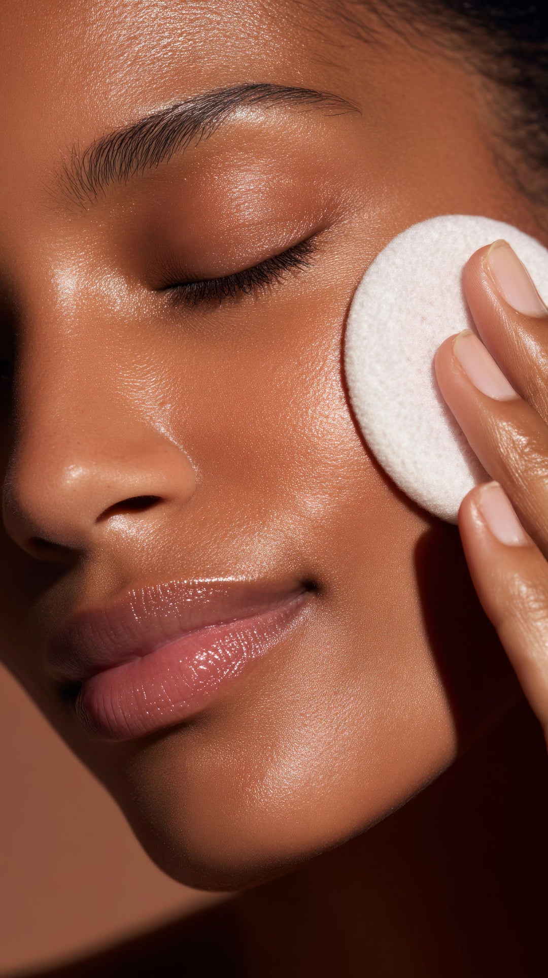 How to Use Tranexamic Acid for Melasma: A Professional Guide | Skin ...